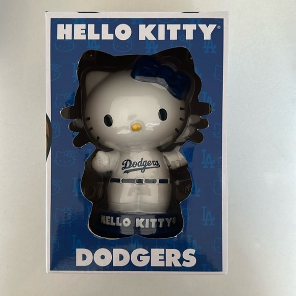 MLB | Other | Mlb La Dodgers Sanrio Hello Kitty Bobblehead Light Up ...